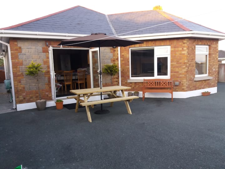 Suntrap Dunmore East, Relaxing Seaside Home. - Tramore