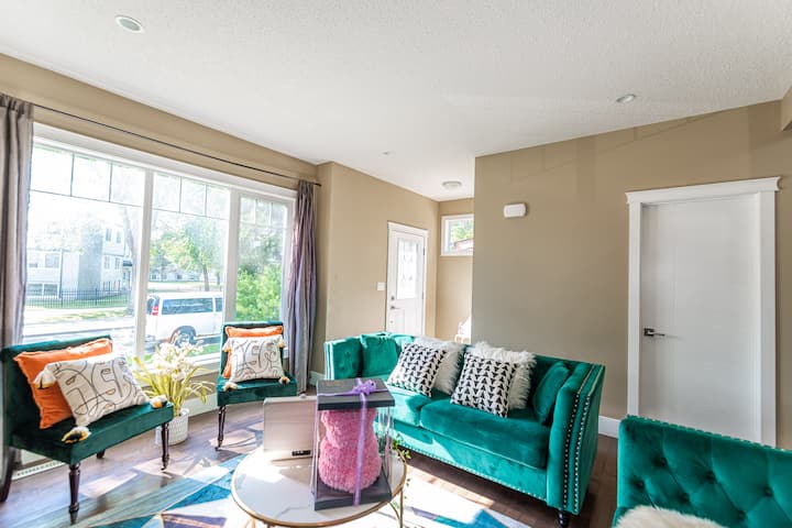 *Mojito House*ac/luxury/5 Bdrms Sleep10/neardt/wem - Edmonton