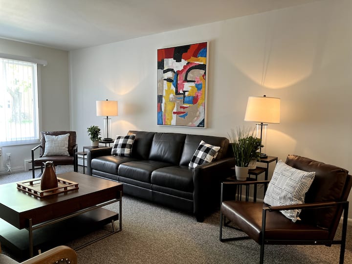 Luxurious Modern Apartment - Fond du Lac, WI