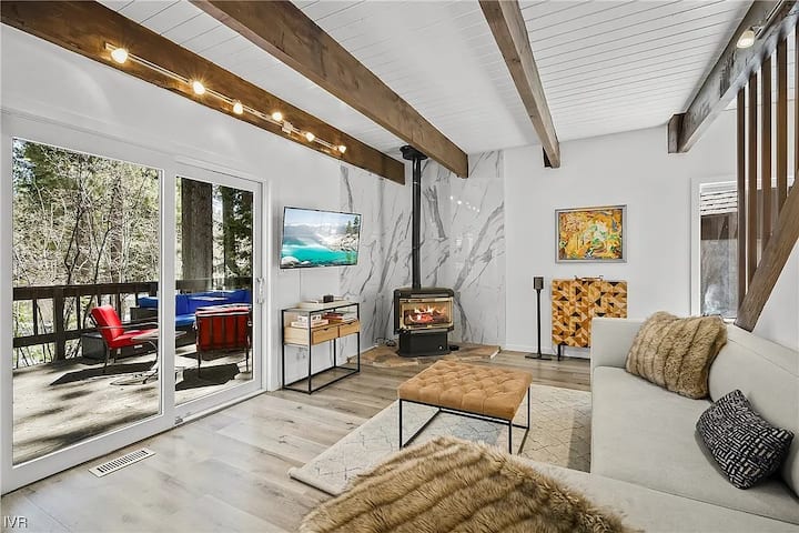 Charming Modern Chalet - Sand Harbor, Incline Village