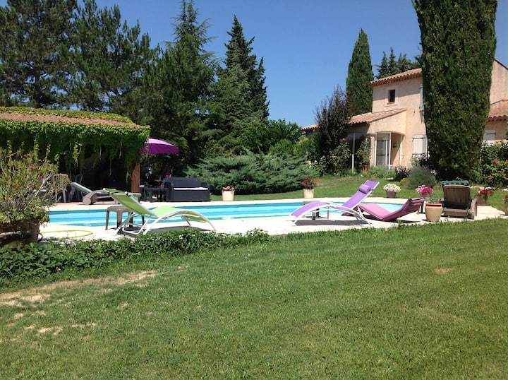 Studio Indépendant Dans La Campagne Aixoise - Venelles