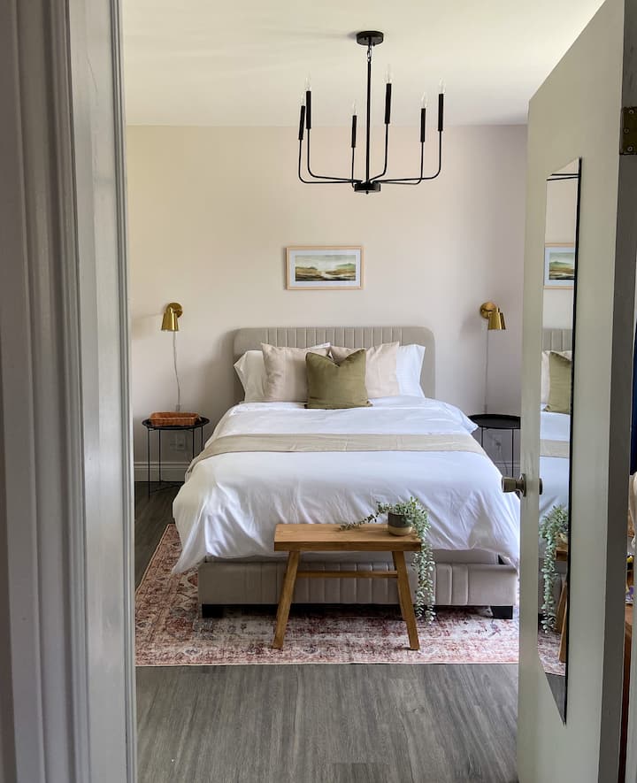 The Suite On Margaret - Private Apt Dt W/ Parking - Waterloo, Canadá