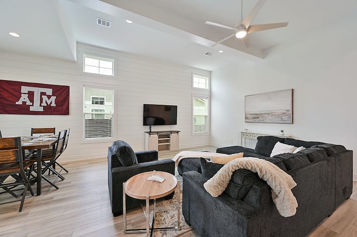 Reveille Tradition ~ 13 Min From Campus - Bryan, TX