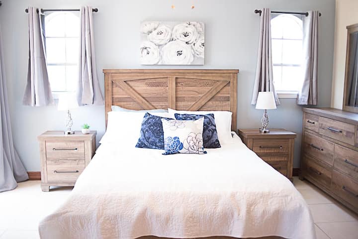 Luxury Condo Quiet Neighborhood - Mission, TX