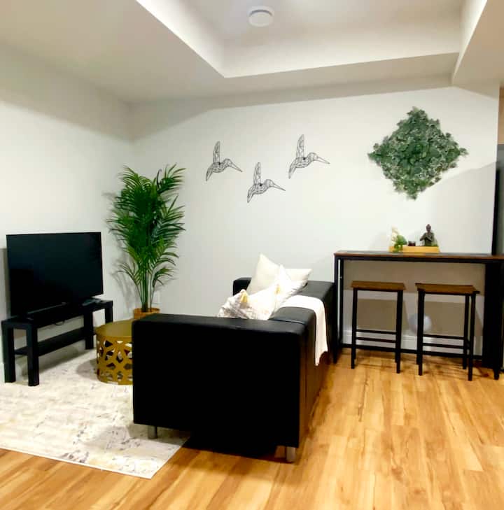 Cozy 2br Near Natural Pond - Edmonton