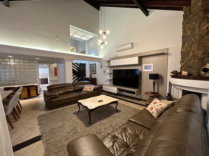 Casa 5 Suíte Jurerê Int., 150 M Do Mar. - Florianópolis