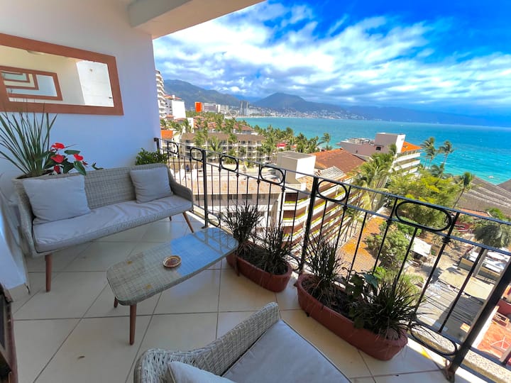 Relax And Enjoy, Condo Just Steps From The Beach - Puerto Vallarta