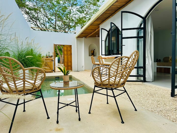 Las Guapas4, Mediterranean Villa With Private Pool - Tamarindo