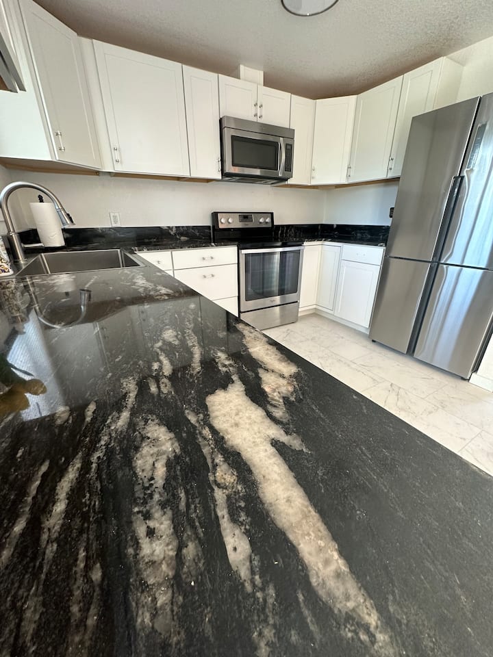 The Cozy Culdesac, A Family Friendly Home - 모지스레이크