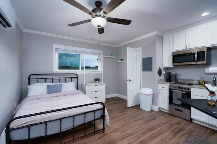 The East Dallas Charm - Dallas, TX