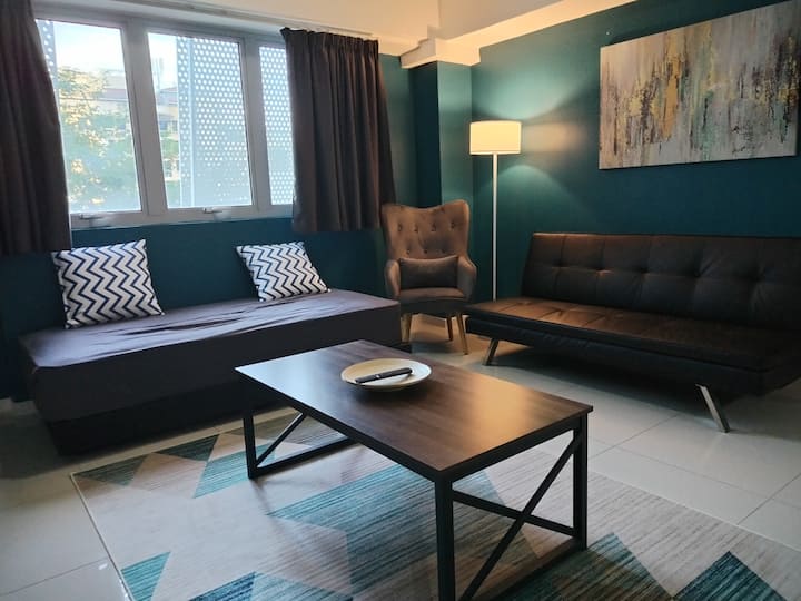 Spacious 3-bedroom 8pax Paragon Cyberjaya Idealhub - Cyberjaya