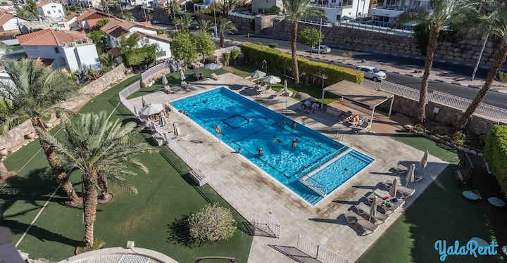 Yalarent Amdar 27- 3br Apt. In A Resort With Pool - Eilat
