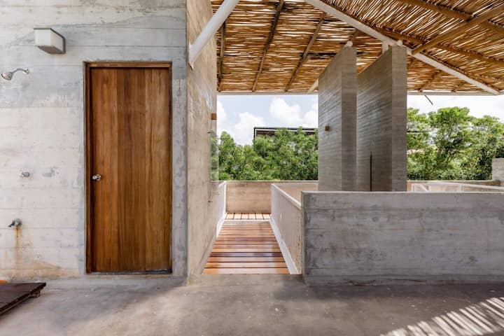 Fun Design Loft With Giant Hammock - Tulum