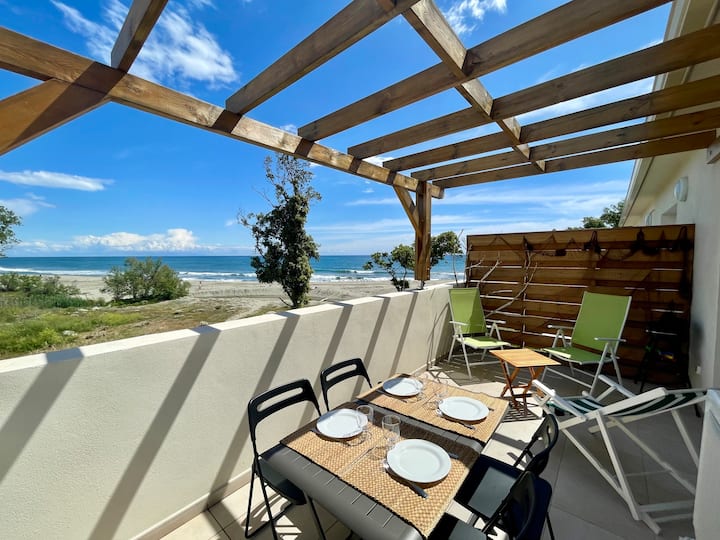 Appartement "Pieds Dans L'eau" Face à La Plage - Corsica