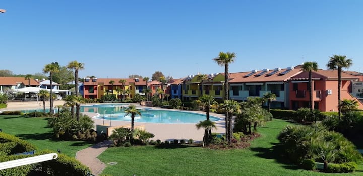 Bilocale Con Giardino E Piscina - Lignano Pineta