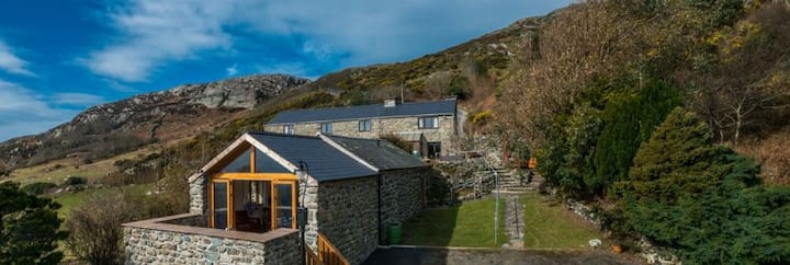 Sea And Mountain Panorama - Barmouth