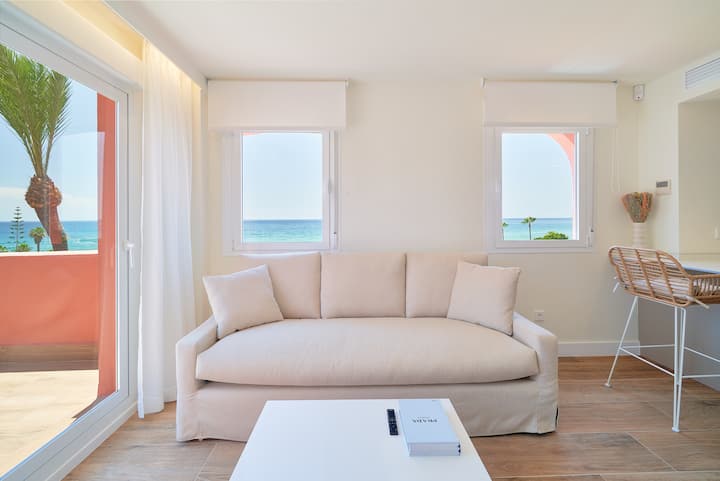 Sea Suite Beachfront / Sweet Suites Delights - Marbella