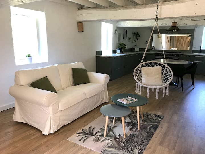 Découvrez La Vie De Château, Louez Le Gîte Vert! - Nièvre