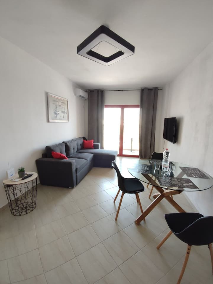 Be Happy Apartment With 2 Bedrooms In Plazh Area - Durrës