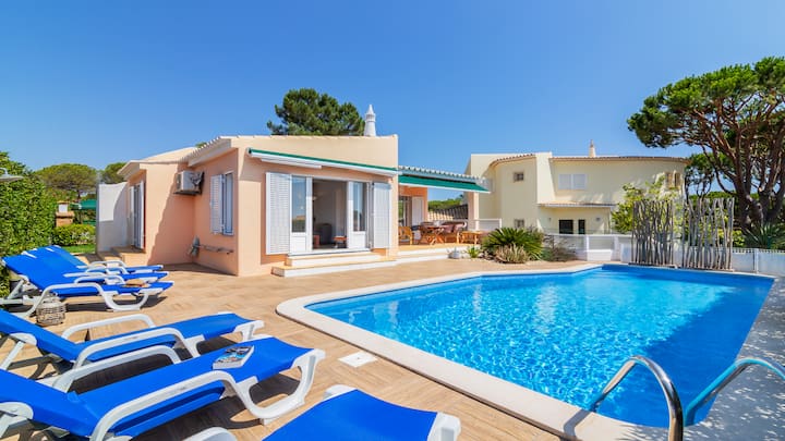Villa With Private Pool - Vilamoura