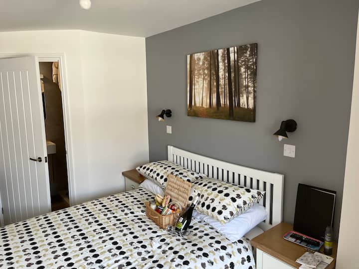 Small Double Room - Guernesey