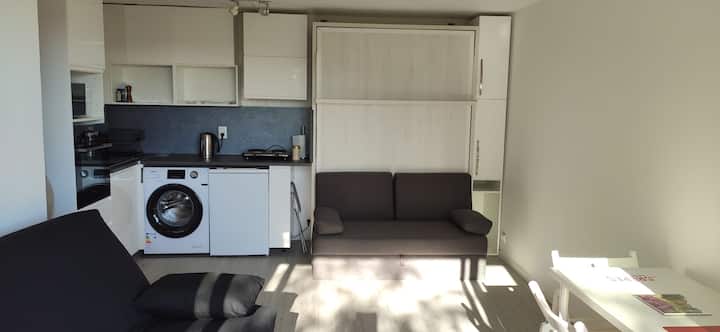 F1 : 3personnes 24m²+5m² - Fréjus