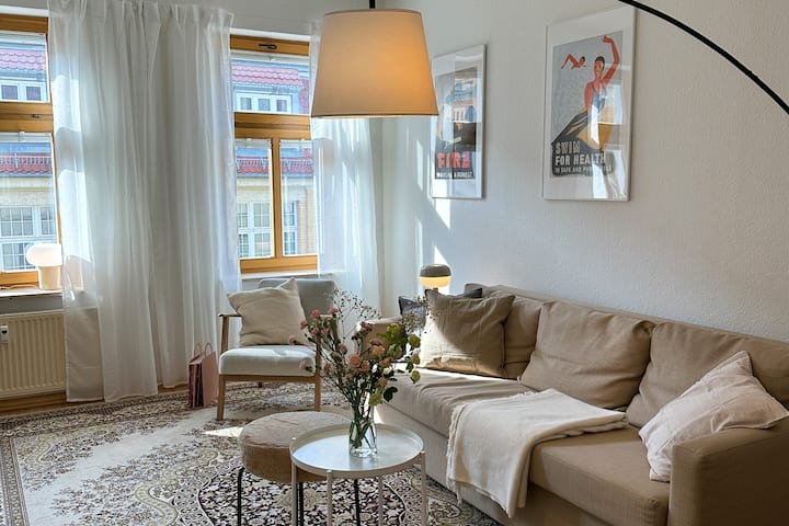 Nostalgischer Wohntraum In Der Stadt - Leipzig