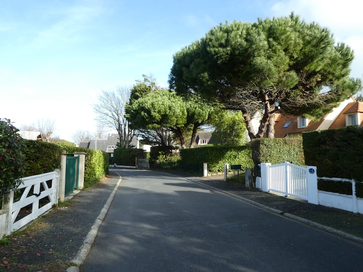 Charmante Maison Bord De Mer. - Saint-Aubin-sur-Mer
