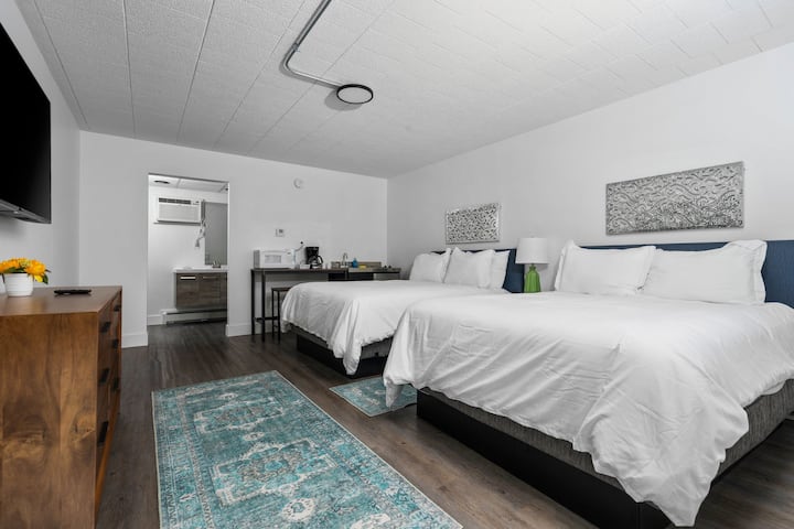 Close To Beaches And Downtown - Traverse City, MI
