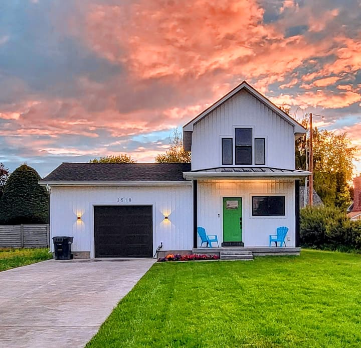 The Idaho Falls Tiny House (Sleeps 5) - Idaho Falls, ID