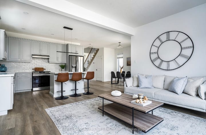 Elegant Home In Collingwood -15 Min From Village - Collingwood