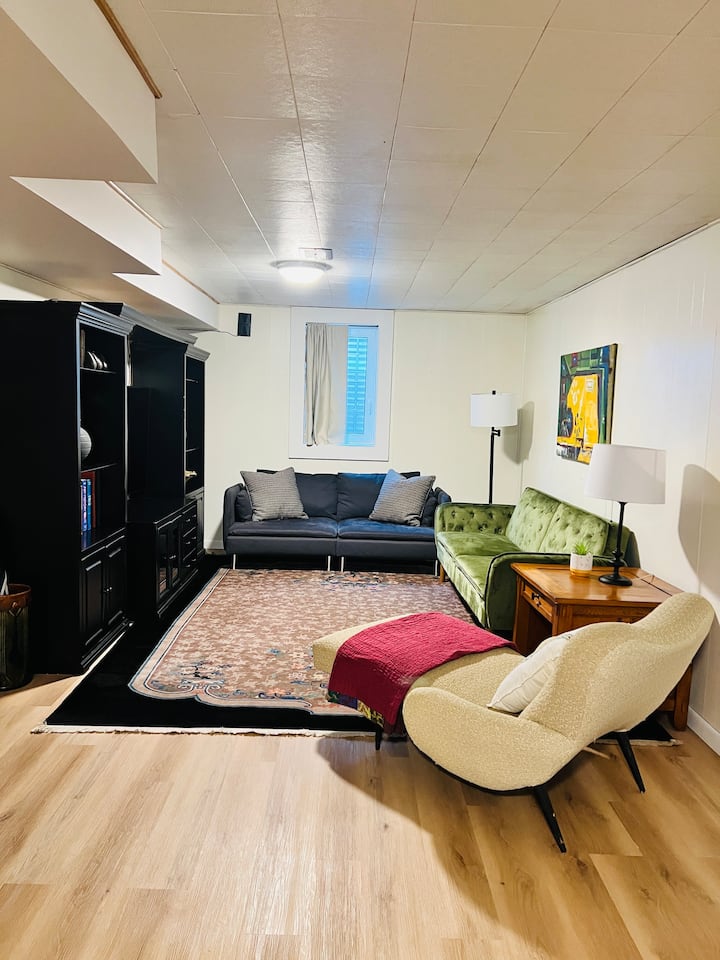 Convenient Location, Private Entrance & Quiet Area - Westminster, CO