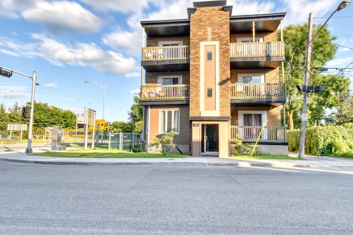 Mignon Petit Loft Dans Limoilou - Levis