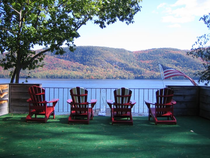 Lake George Waterfront In Silver Bay - Hague, NY