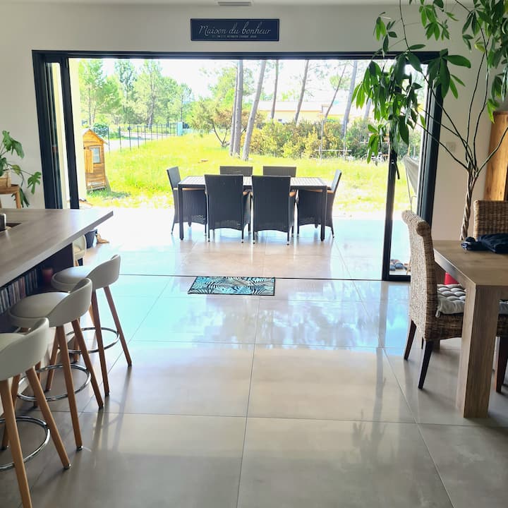Villa Familiale Haut Standing, Trampoline Clim - Claret