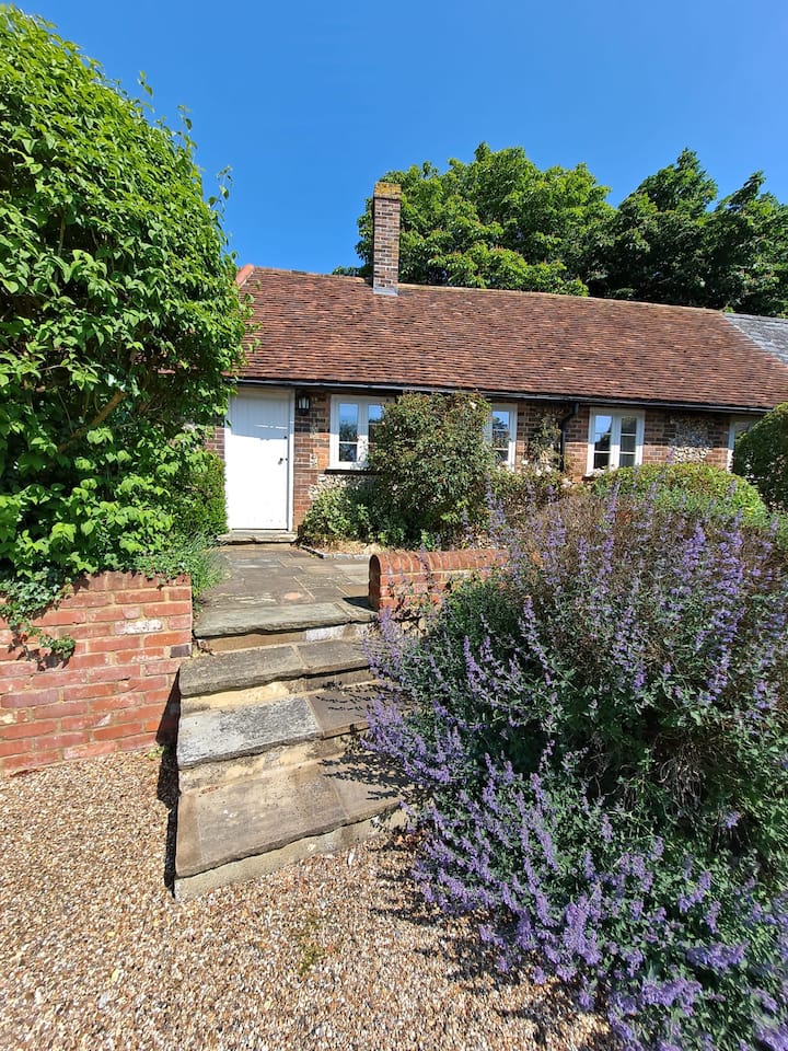 Grade 2* Listed Rural Idyll - Hemel Hempstead