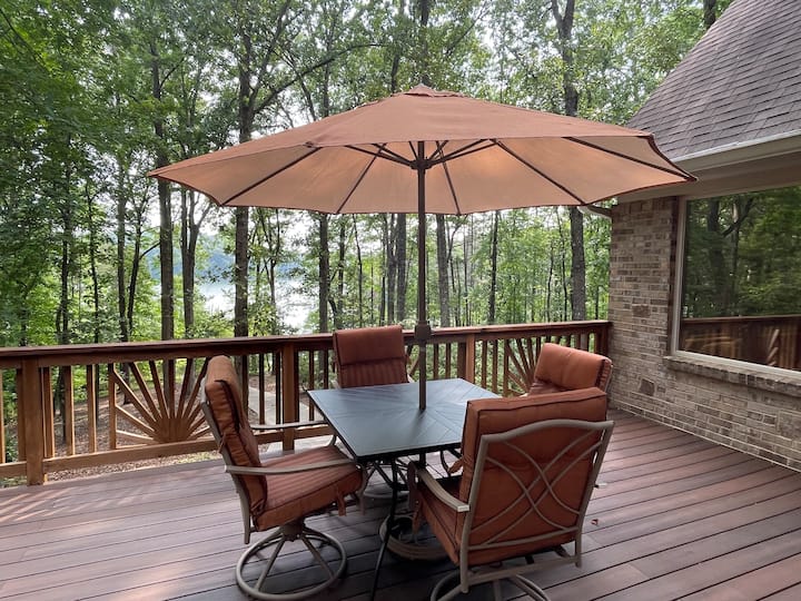 The Cabin On The Cove - Lavonia, GA