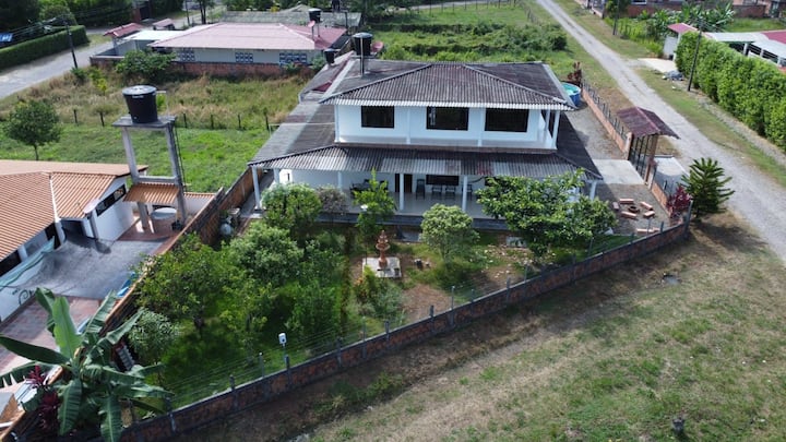 Casa Campestre Villa Mazola - Villavicencio