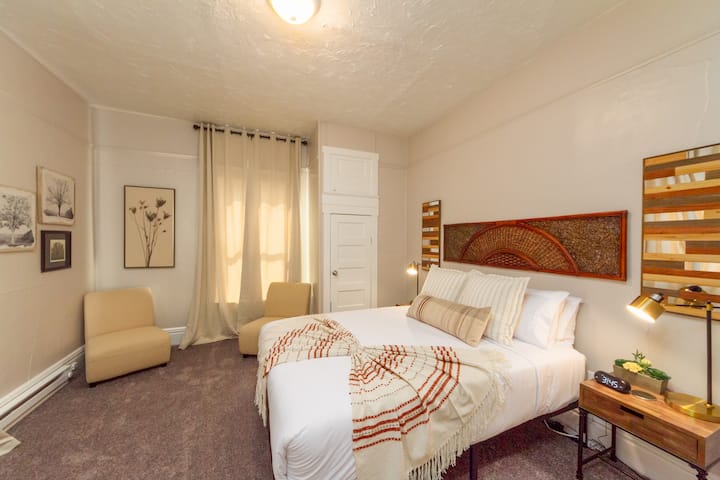 Renovated 2 Bed, 2 Bath, Near Arena And Downtown! - Spokane, WA