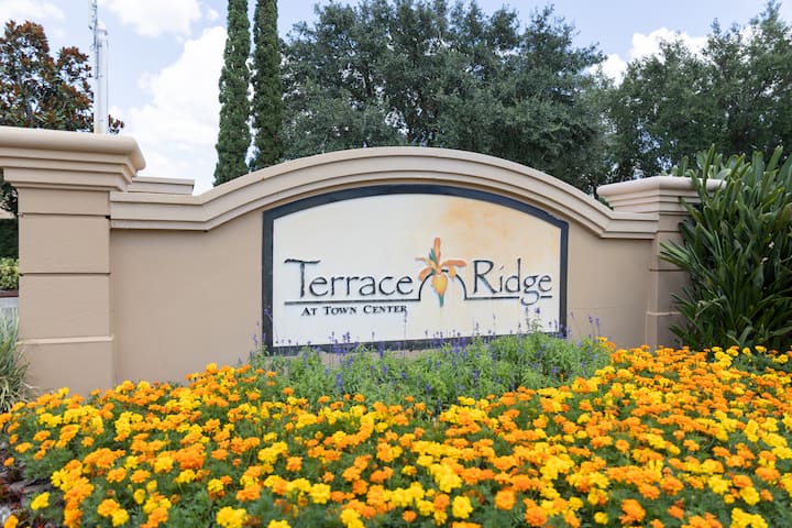 Beautiful Luxury Condo - Celebration, FL