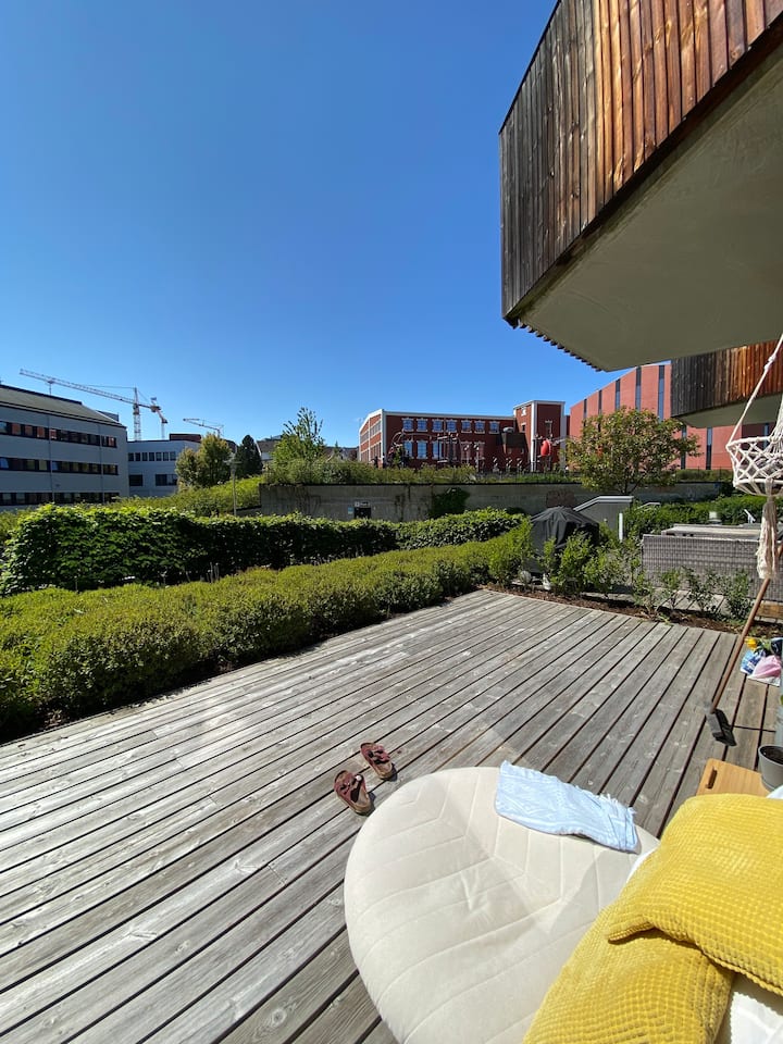 Fargerik,koselig! Solrik Balkong, Gratis Parkering - Stavanger