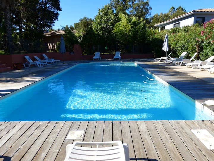 Villa Climatisée Avec Piscine - Sainte-Lucie de Porto-Vecchio