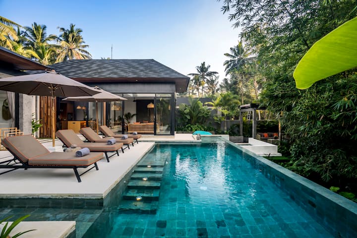 Andrea 2br Villa With Lush Jungle View Of Ubud - Ubud