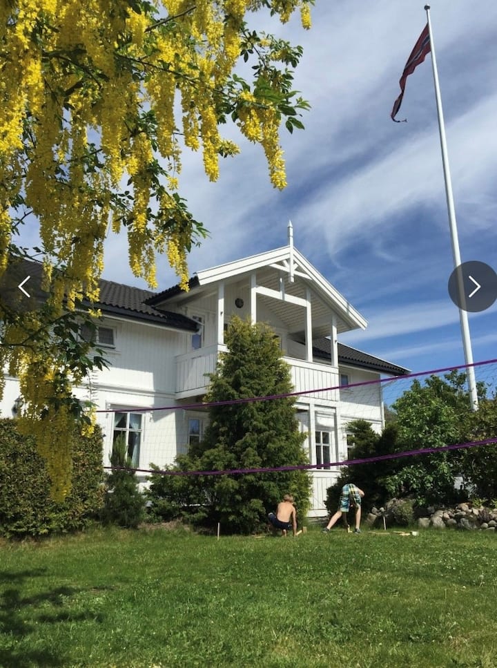 Idylliske Hvaler. Levende Hage - Strömstad