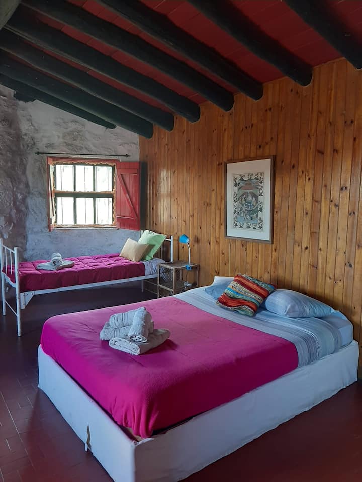 Quarto Javalis Montain House - Covilhã