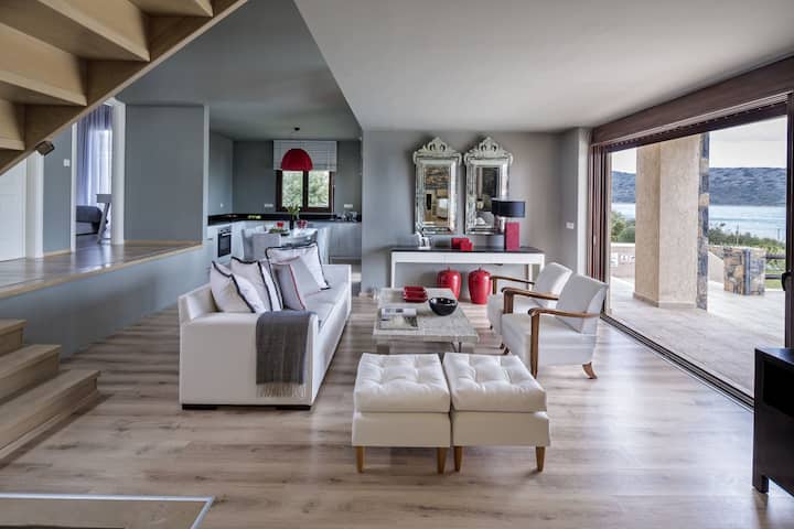 Elounda Seafront Villa - Elounda