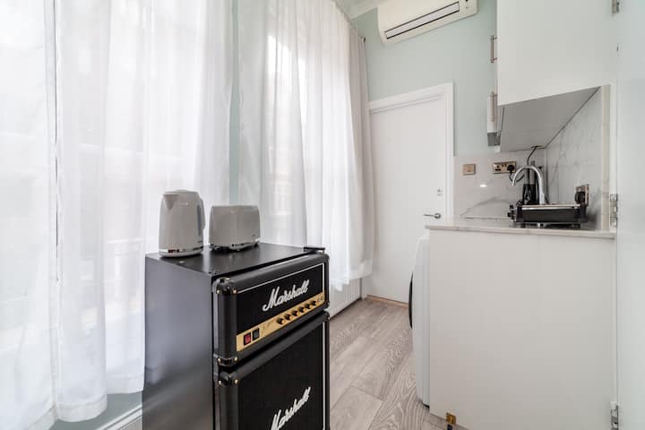 Cosy & Bright Serviced Apartment In Mayfair,london - Waterloo Station - London