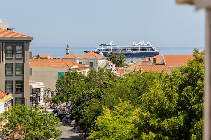 Plaza Apartment In Center Chania 4th Floor - Ханья