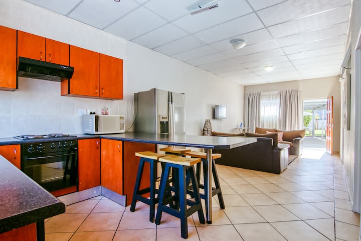 4 Sleeper Family - Edenvale