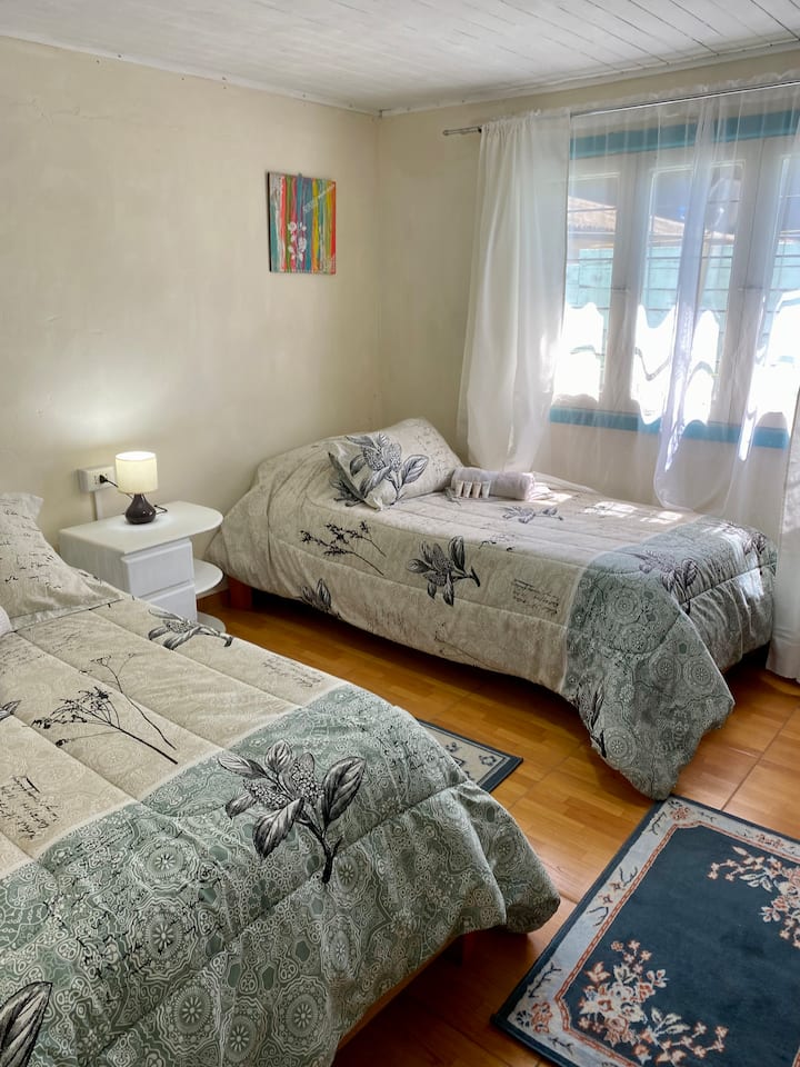 Double 2 Beds Shared Bathroom Center Of Pichilemu - Pichilemu